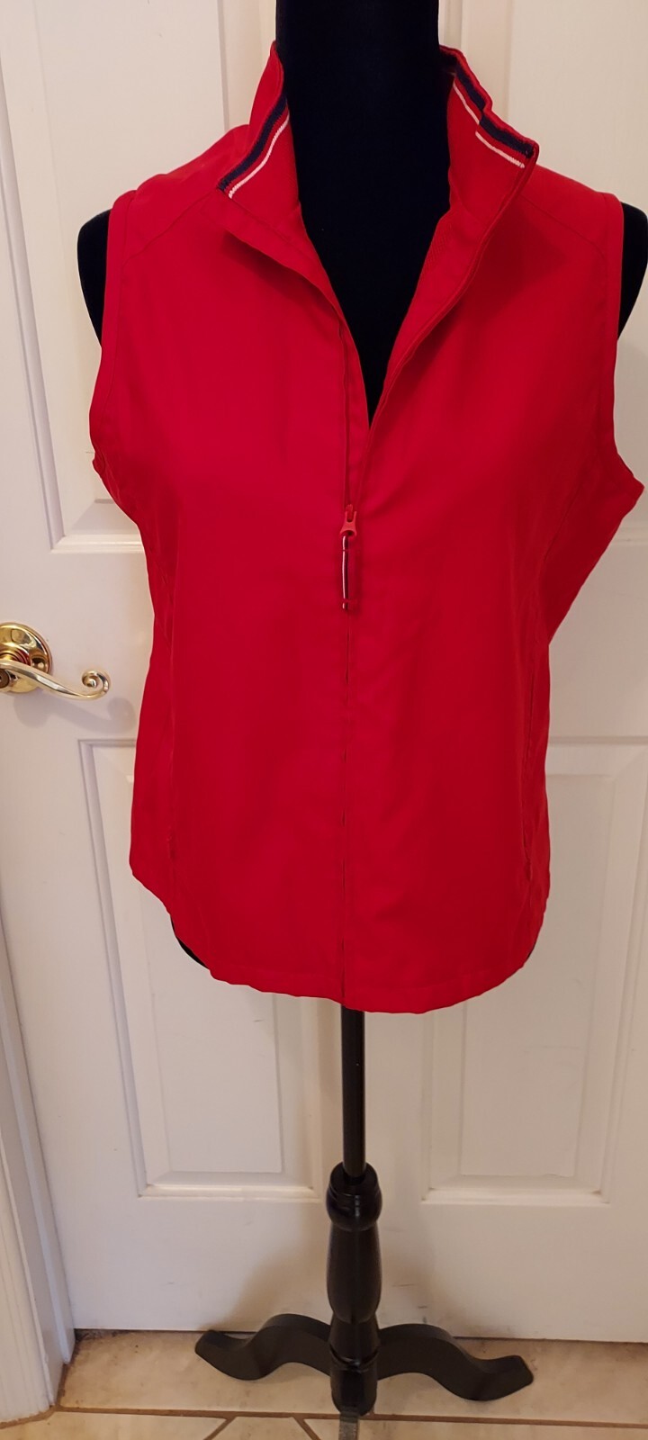 EP PRO Women’s Shell Red Golf Zip Front Vest w/ 2 Poc… - Gem