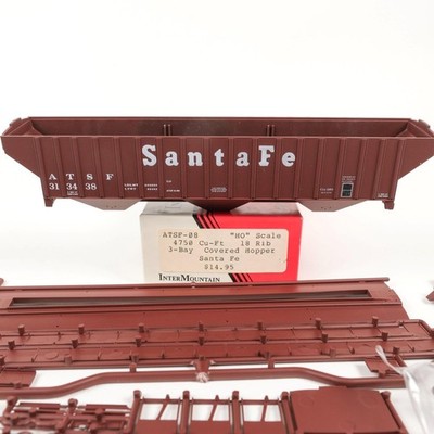 Intermountain HO Scale Santa Fe 4750 Cu Ft 3-Bay Covered Hopper Kit ...