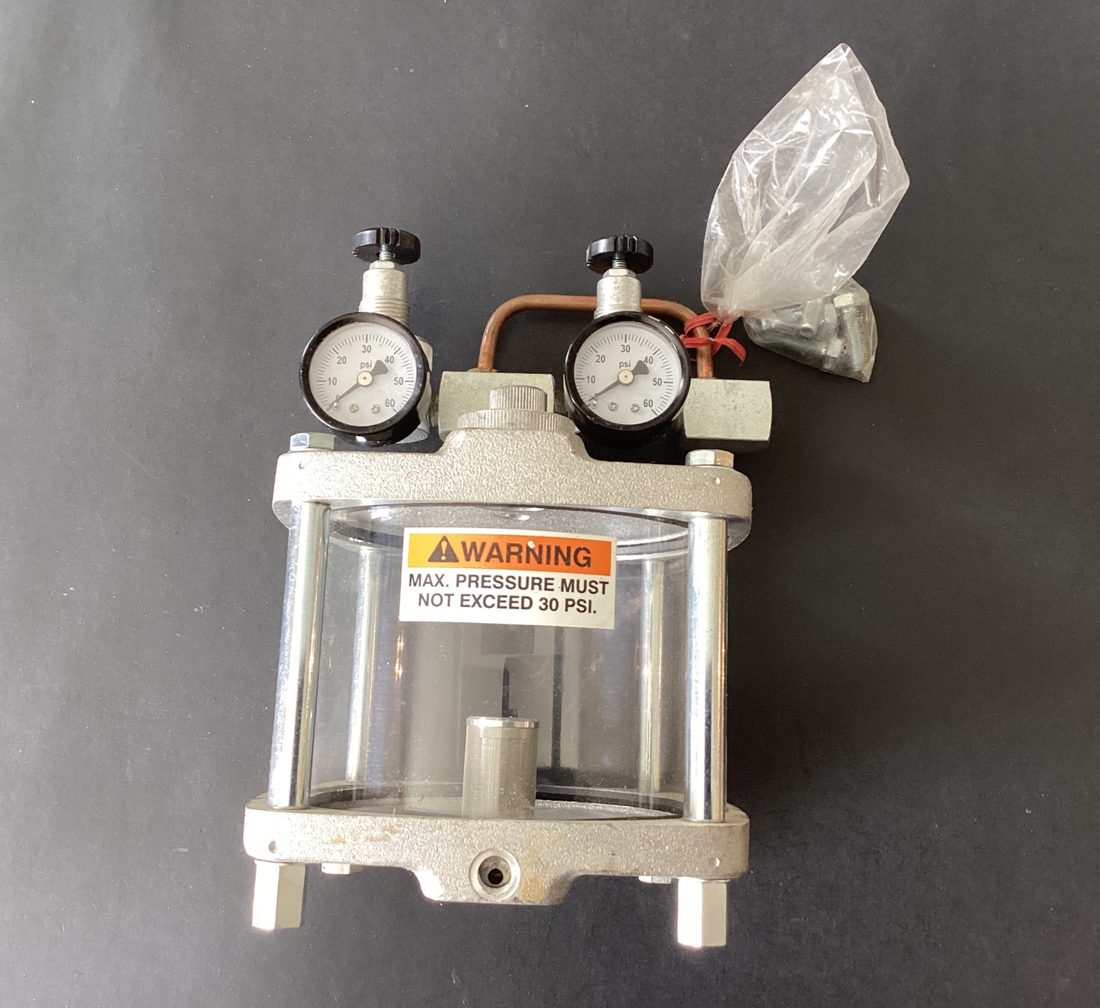 NEW OIL RITE B-1167 AIR OPERATED SPRAY DISPENSER 60 PSI 1/4" IN 1/8 ...