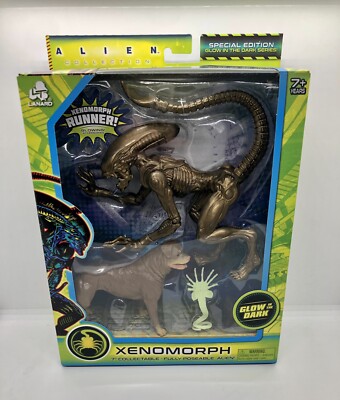 ALIENS Xenomorph Runner 7" Figure Glow in the Dark 2022 Lanard Action ...