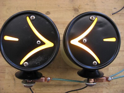 2 12V Vintage Yankee Turn Signal Lights | Black Housing | Right | Warm ...