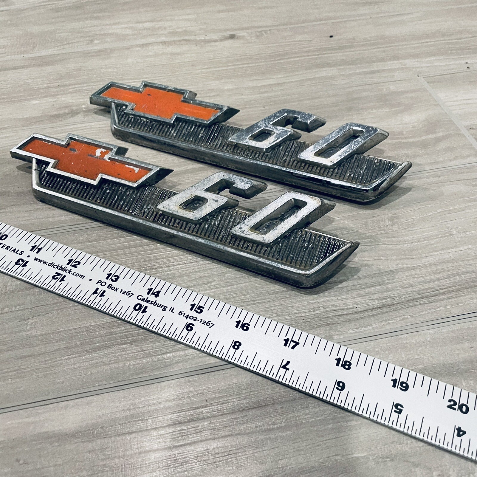 VINTAGE 67-68? CHEVROLET BOWTIE EMBLEM CHEVY 60 SERIES TRUCK BADGE P ...