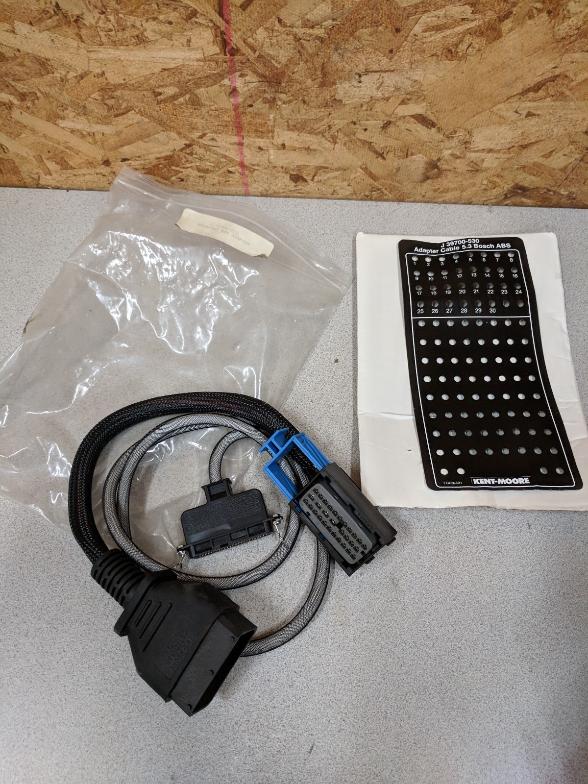 Used Kent Moore Tool J-39700-530 Pin Breakout Box Adapter | eBay