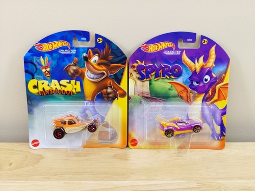HOT WHEELS CHARACTER CARS - CRASH BANDICOOT & SPYRO THE DRAGON - HKV23 ...