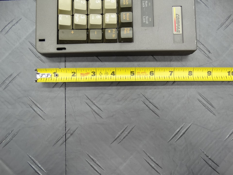 Compaq Mechanical AT/XT Keyboard Mainframe Collection Gray (Missing ...