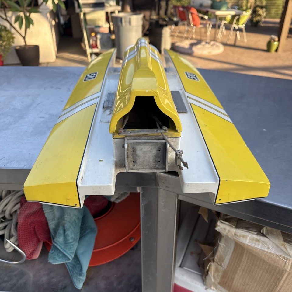 PRATHER LAP CAT RACING RC TUNNEL HULL BOAT 32"INCH NITRO | eBay