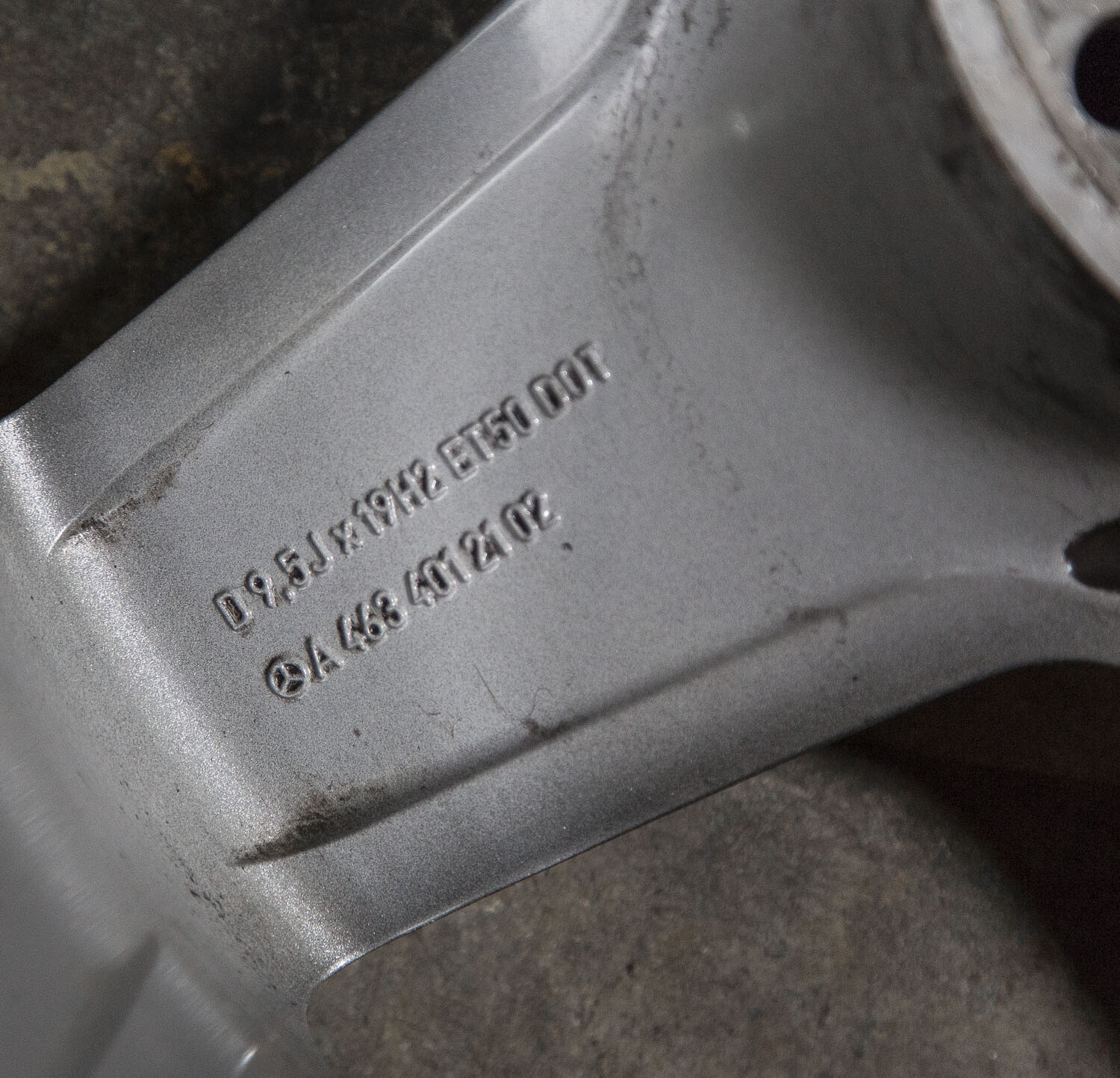 OEM Mercedes 4634012102 G AMG Rim Wheel & Pirelli Winter Tire 265/55R19 ...