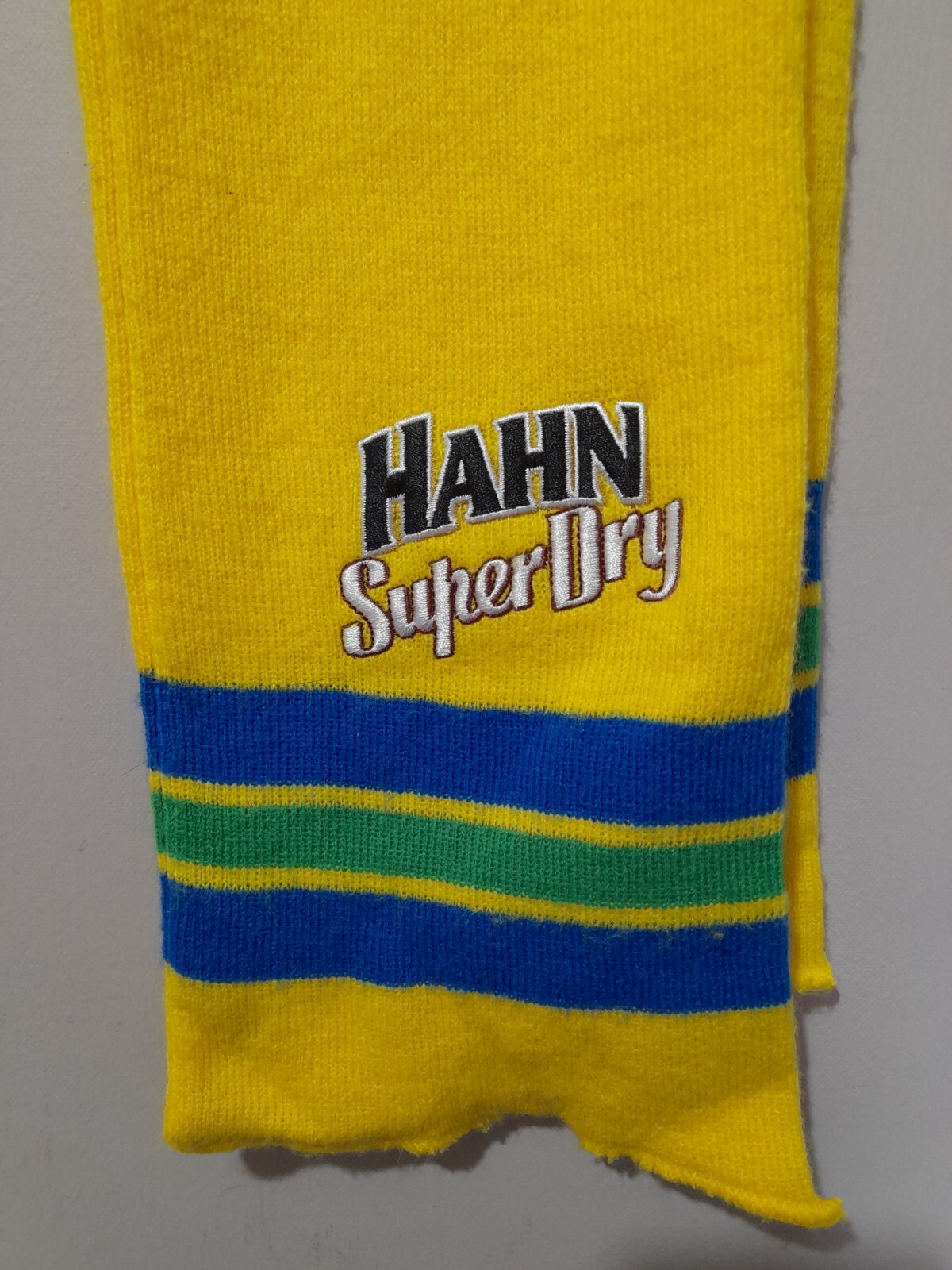 Australian Socceroos 2010 Scarf Yellow and Blue Hahn SuperDry | eBay ...