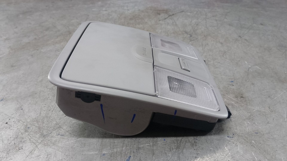 Hyundai i30 MK2 2012-2016 Front Interior Roof Reading Courtesy Light ...