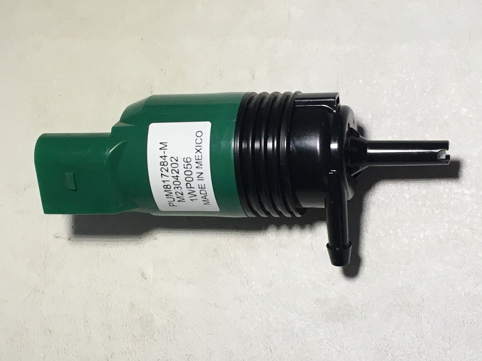 2015-2016 TAHOE YUKON REAR WINDOW WASHER FLUID PUMP NEW GM # 84518405 ...