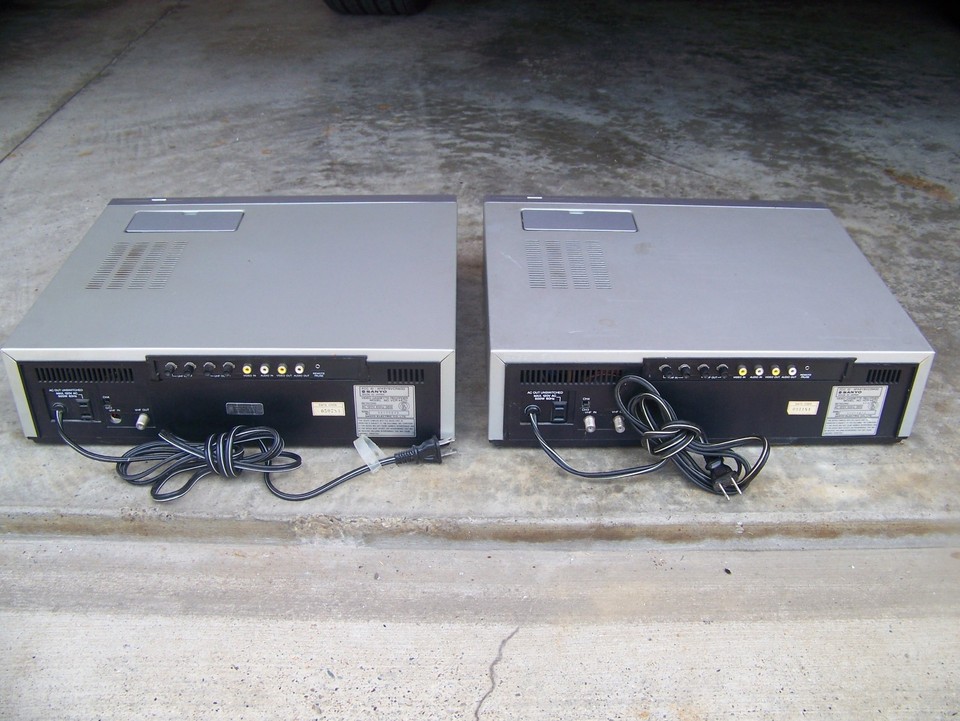 Sanyo Betamax Betacord VCR 4670 Video Cassette Recorder Front Load ...