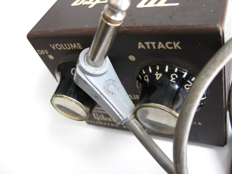 Vintage 1965 Maestro FZ-1A Fuzz Tone by Gibson Fuzz Guitar Effect Pedal ...