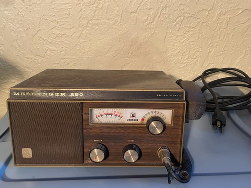 E.F. Johnson Messenger 250 Radio 50th Anniversary w/mic - powers up! | eBay