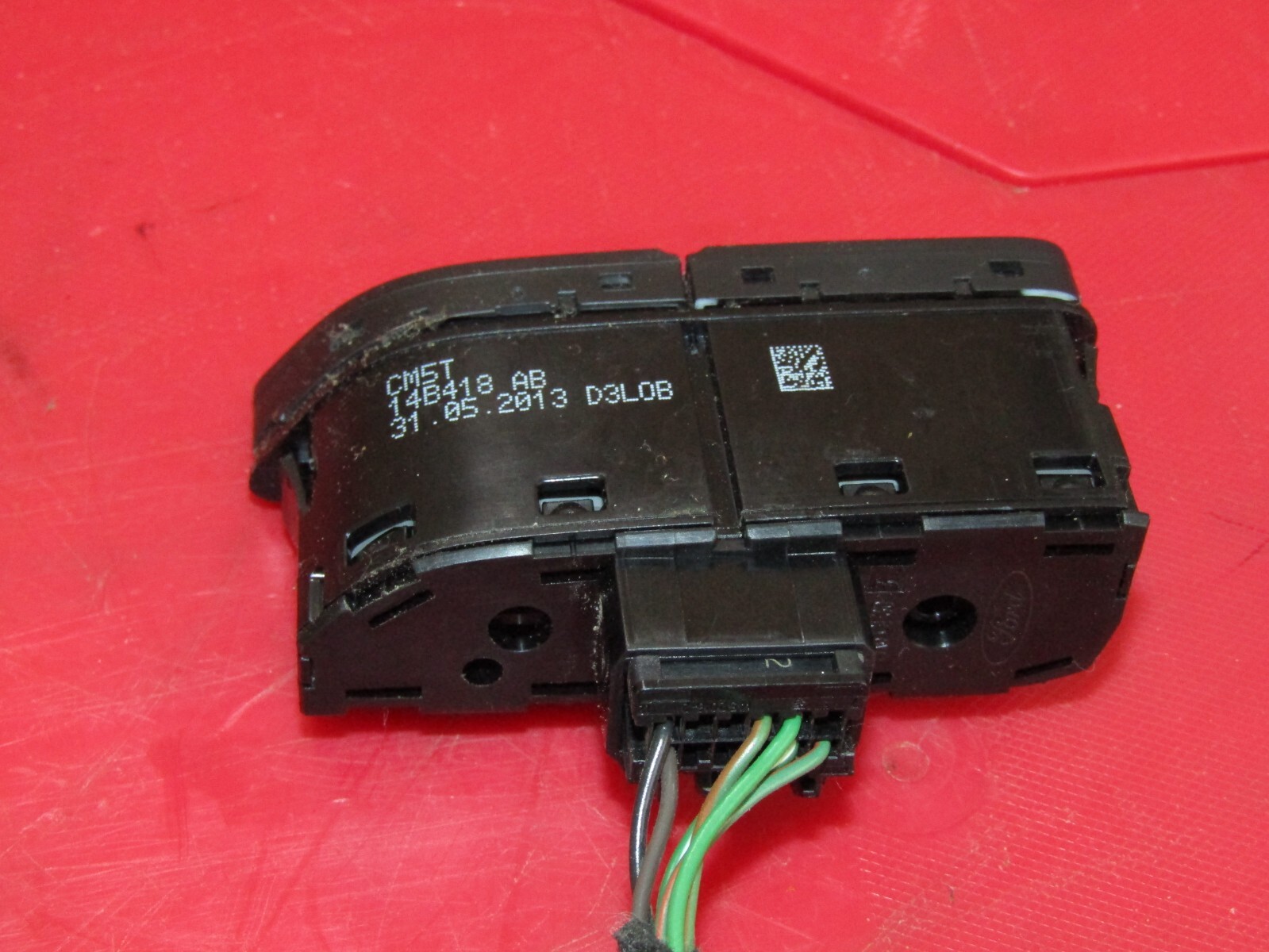 2012-2014 Ford Focus OEM passenger safety indicator & defrost switch 12 ...