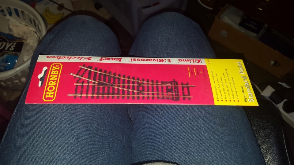 OO gauge Hornby R8072 left / R8073 right hand nickel silver points ...