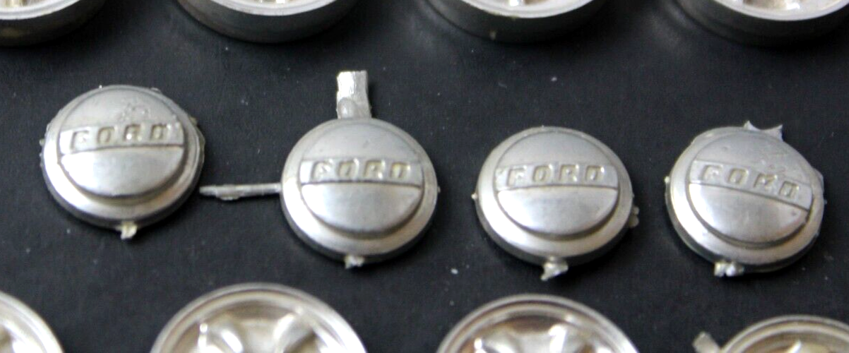 Model Car Junkyard Salvage Parts 1/24/25 Scale Hubcaps/Wheels Three(3 ...