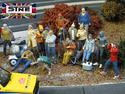 Scalextric Figures, Slot car Figures, 1:32 figures, Spectators (Rally ...