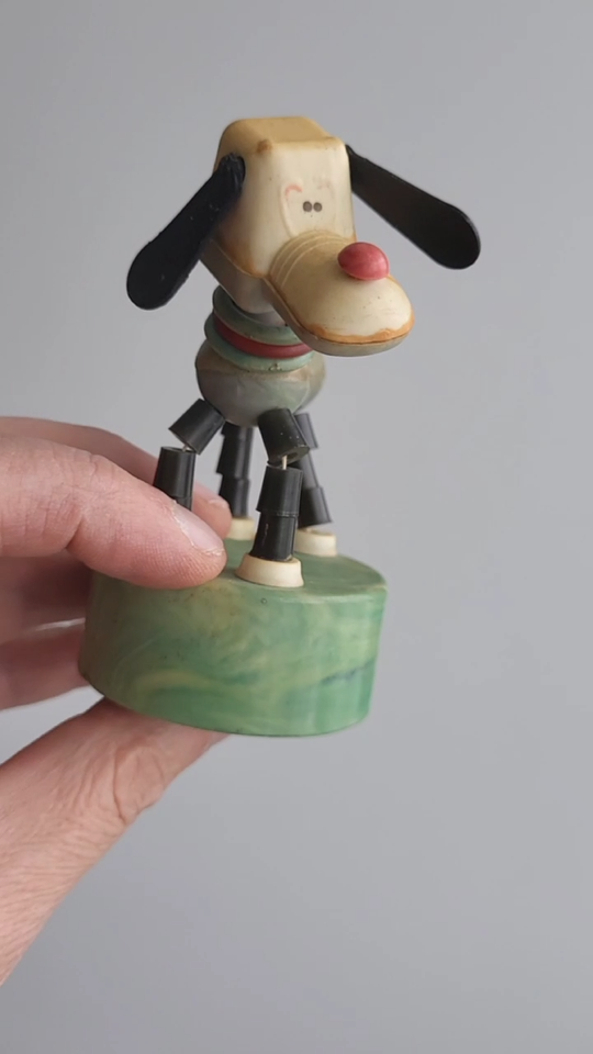 VTG Nice Dog 1960's PLASTIC PUSH BUTTON PUPPET. COLLAPSIBLE PUPPET TOY ...
