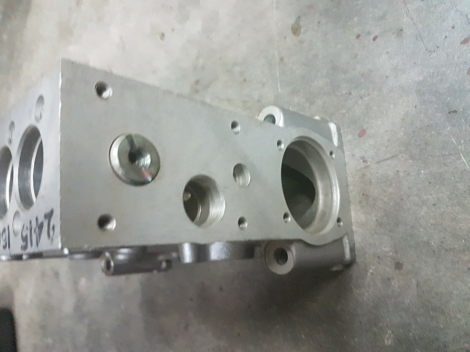 Original Bosch PE6P Fuel Injection Pump Body Housing Assy Fit Volvo BM ...
