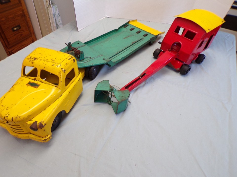 VINTAGE 50'S STRUCTO CONSTRUCTION TRUCK SET LOW BOY TRAILER, SHOVEL ...