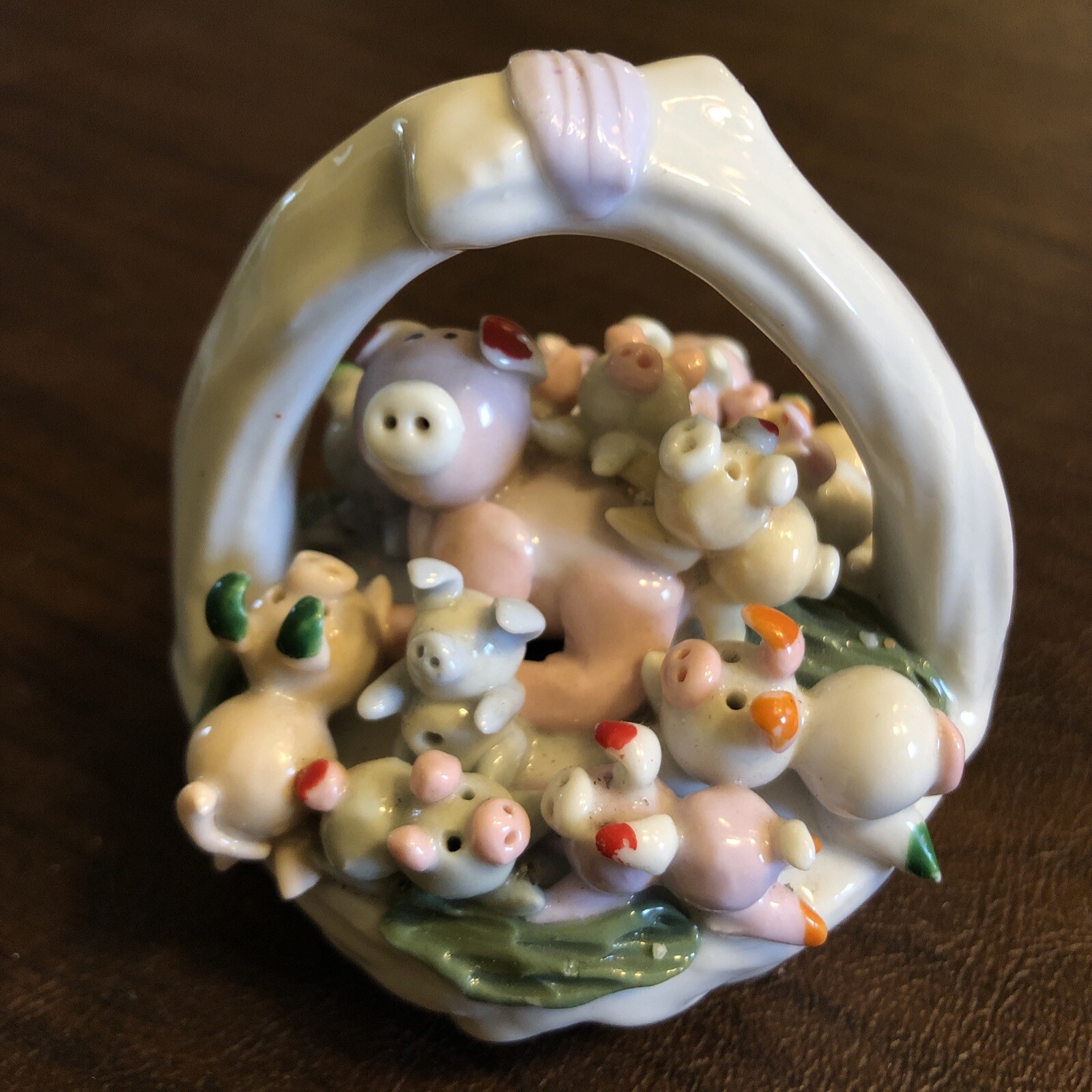 Vintage Ceramic Miniature Pigs In A Basket 14 Pigs Basket Of Pigs | eBay