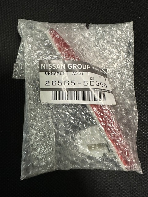 Nissan Rear Driver Side Bumper Cover Reflector 265655C000 OEM for sale ...