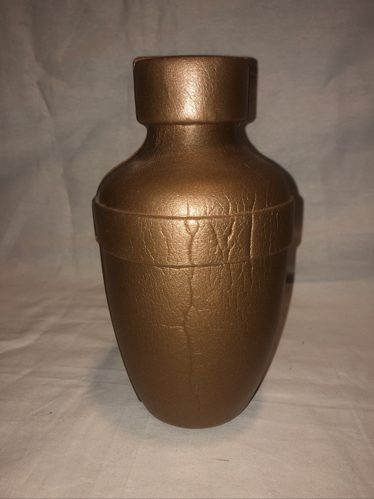 WWF The Undertaker Foam Urn 1991 Rare Wwe Wrestling Paul Bearer Wcw ...