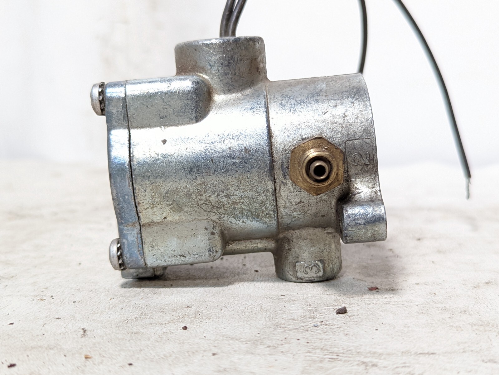 Bellows Valvair K055 1007 pilot valve, 110/120VAC, K208-001 | eBay