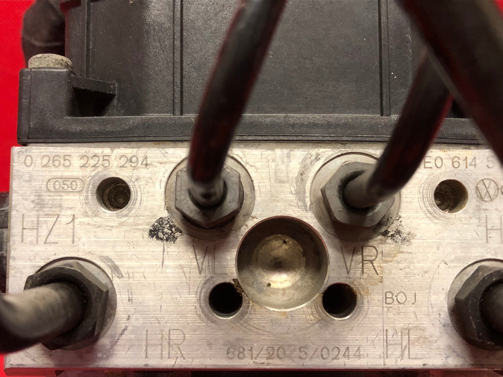 04-08 AUDI A8 ABS Anti-Lock Brake Pump Control Unit Module 0 265 950 ...