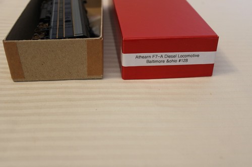 HO Scale Athearn, F7-A Diesel Locomotive, Baltimore & Ohio, Blue, #128 ...