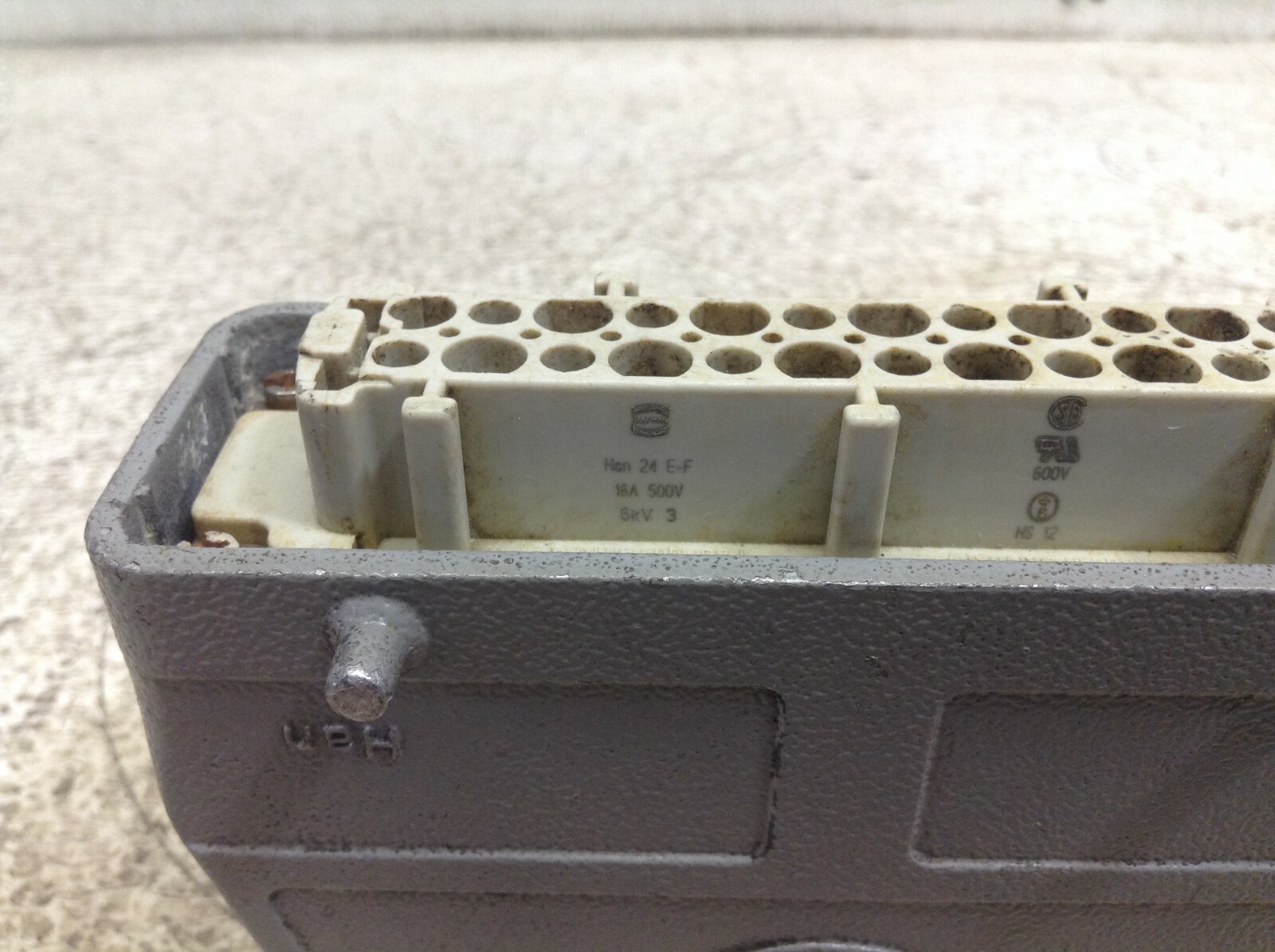 Harting HAN 24E-F Industrial Female Connector 16 A 500 V HAN24EF (TSC ...