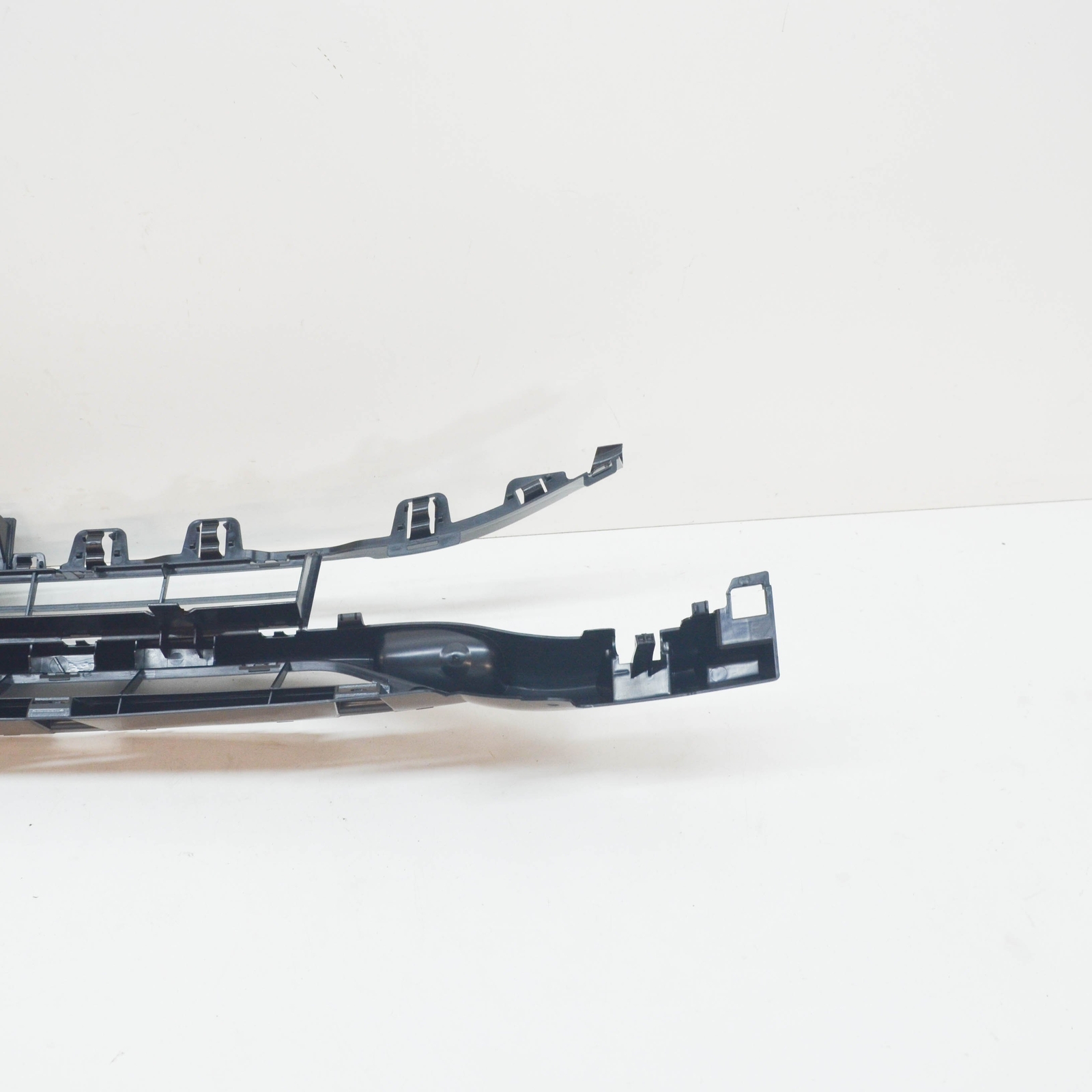 BMW 4 F36 Frontstoßstangen-Lufteinlassverkleidung Mitte 51117294657 ...