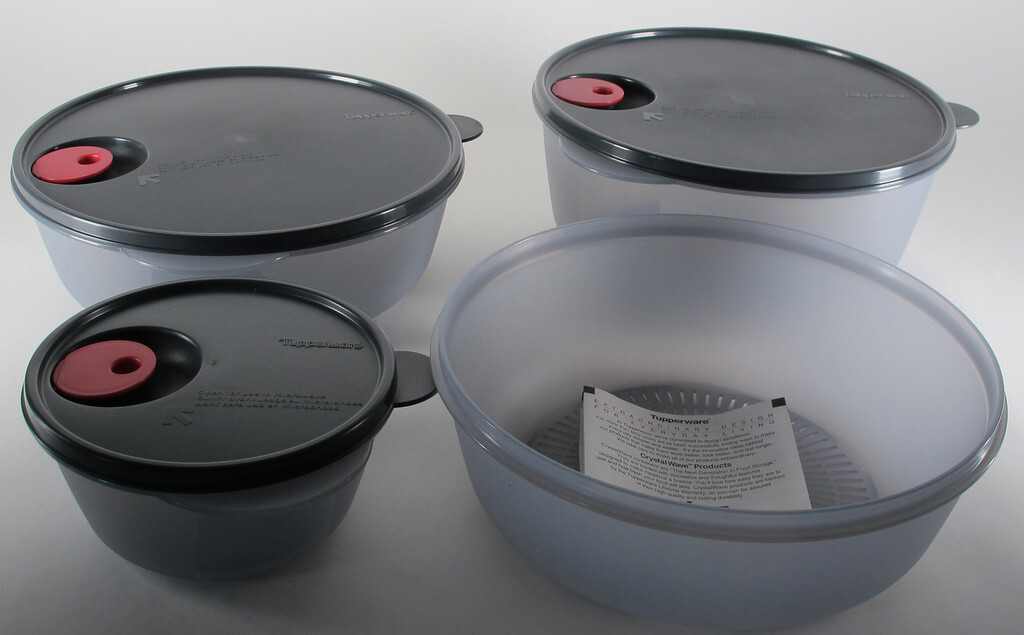 Tupperware Round CrystalWave 4 Pc - 3 1/2 C + 3 QT + 4 QT + Colander | eBay