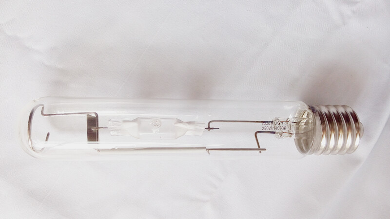 4 pcs bulbs, 250w 10k 14k 20k HQI E40 socket Single Ended Metal Halide ...