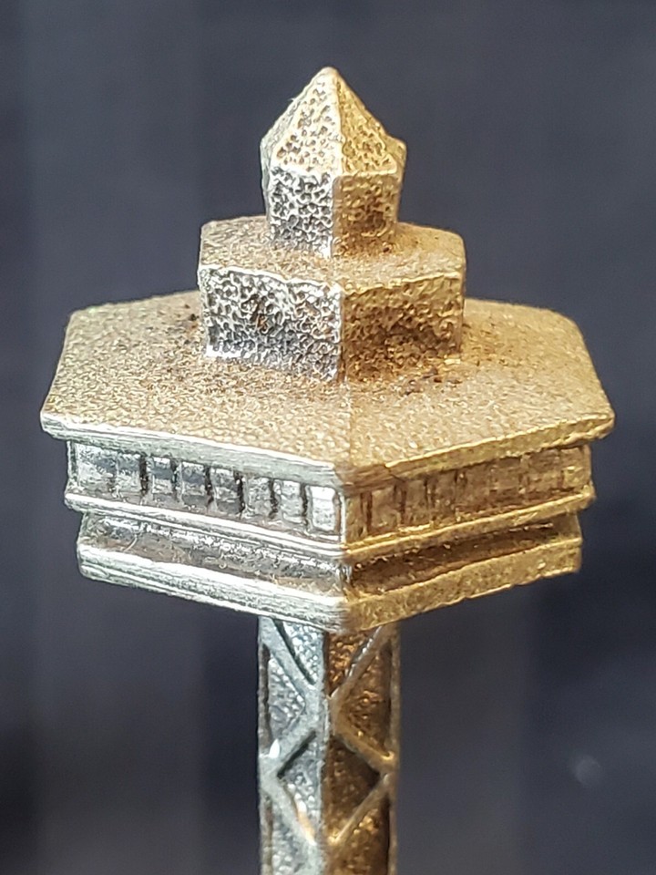 VINTAGE & RARE 1970's MAGIC MOUNTAIN SKY TOWER STATUE ON MARBLE BASE ...