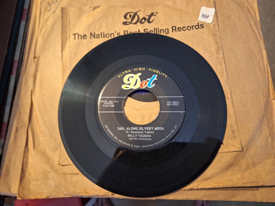 45 RPM BILLY VAUGHN - 1957 DOT 45-15661- RAUNCHY /SAIL ALONG SILVERY ...
