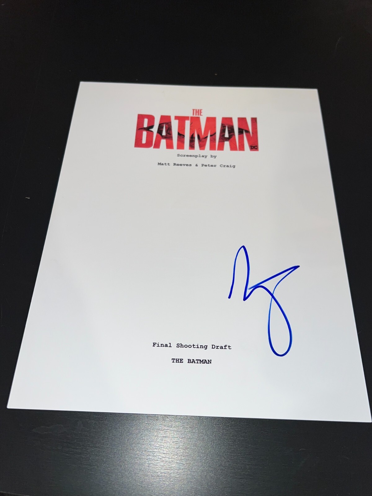 ZOE KRAVITZ SIGNED AUTOGRAPH MOVIE SCRIPT THE BATMAN PATTINSON RARE BAS ...