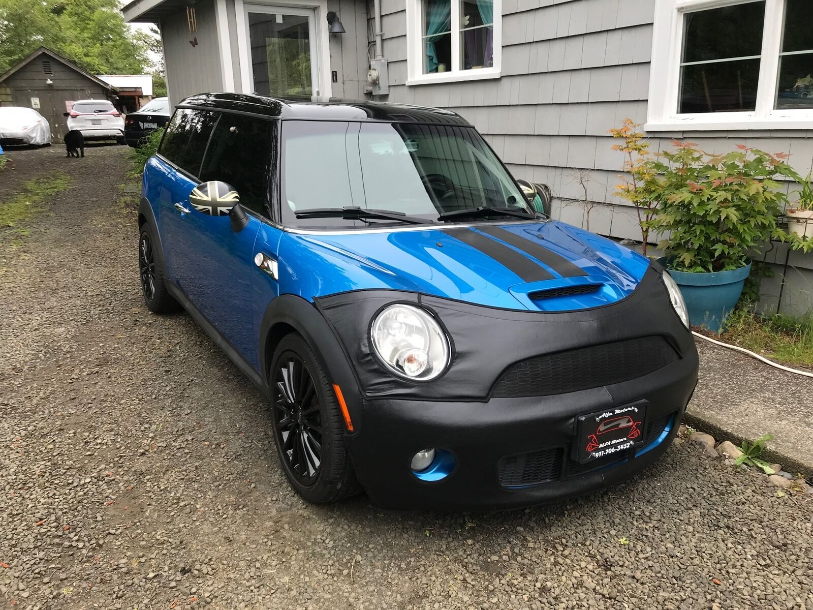 Colgan Front End Mask Bra 2pc. Fits 07-10 MINI Cooper S & Clubman S W ...