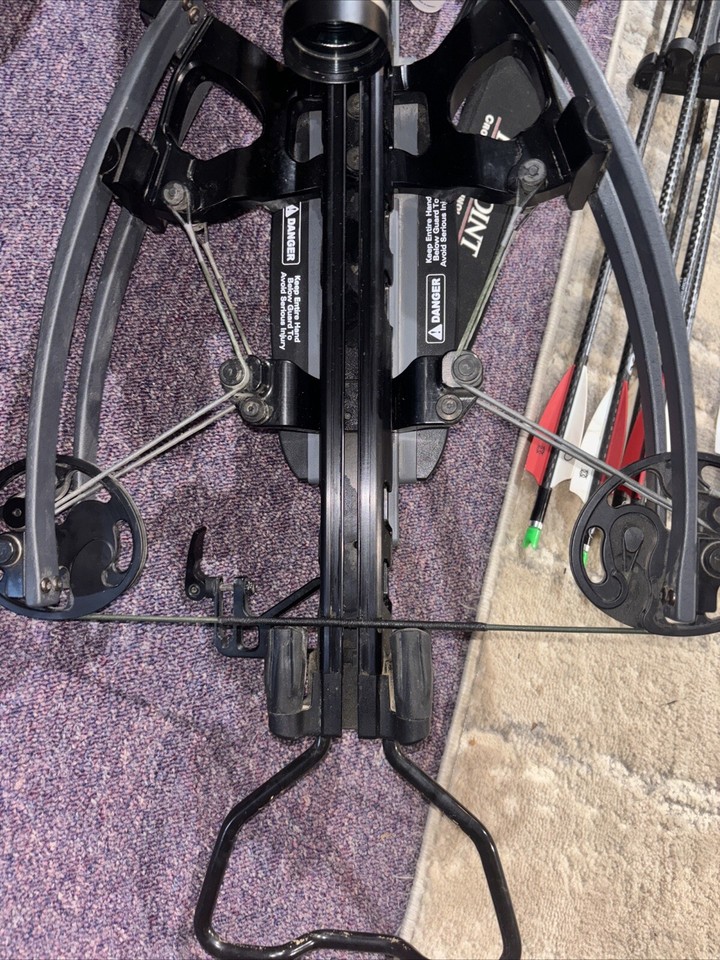 TENPOINT VAPOR RS470 *USED* Brand New strings and cables shot around 30 ...