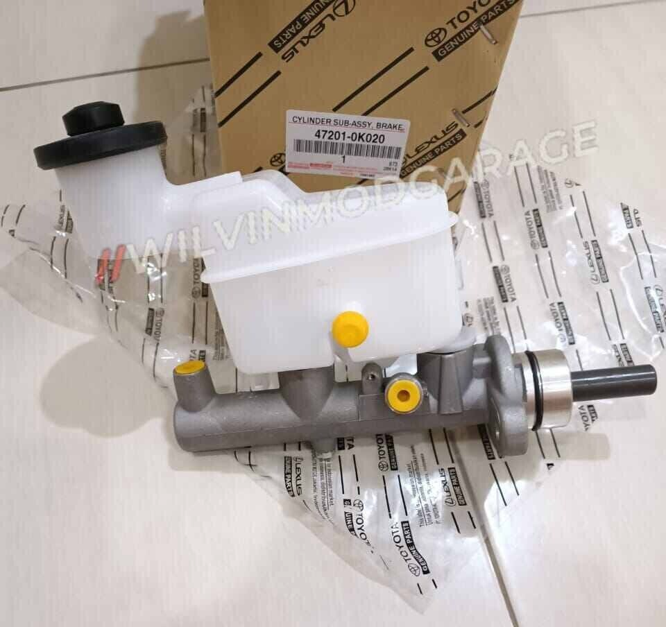 Genuine Brake Master Cylinder 2004-2015 Toyota Hilux 47201-0K020 ...