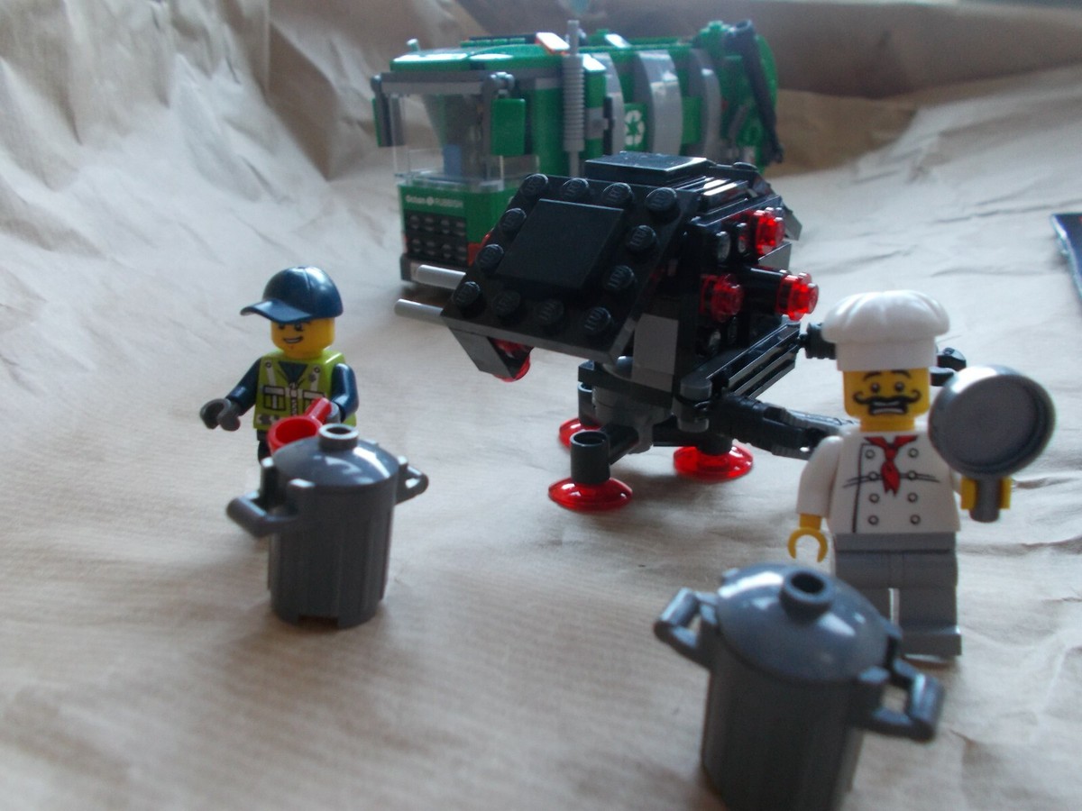 Lego Movie Trash Chomper 2 IN 1 LEGO MOVIE SET 70805 TRASH CHOMPER