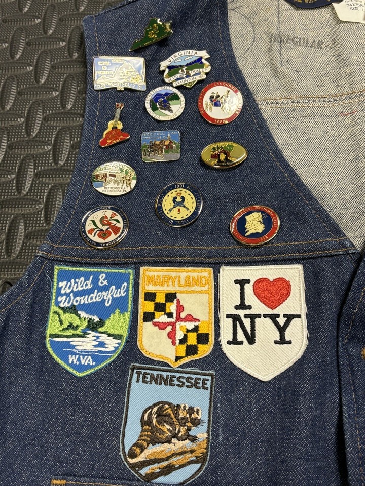 (2) Vintage Wrangler Vests Large Denim Jean Motorcycle Biker Patches ...