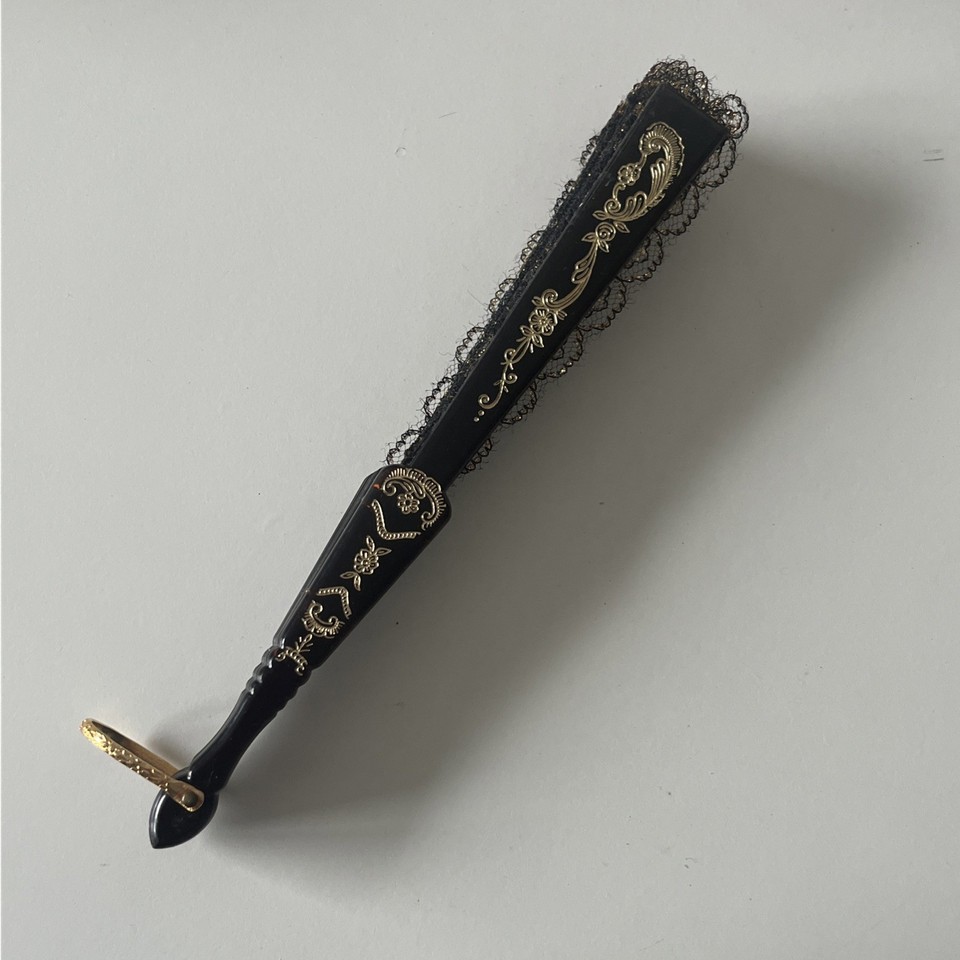 Folding Black Hand Fan Spanish Vintage Style Gold Roses, open size 17 ...