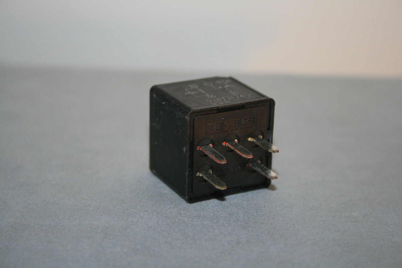 Tyco GM relay 12193602 fuel diesel blower ABS daytime running lights ...