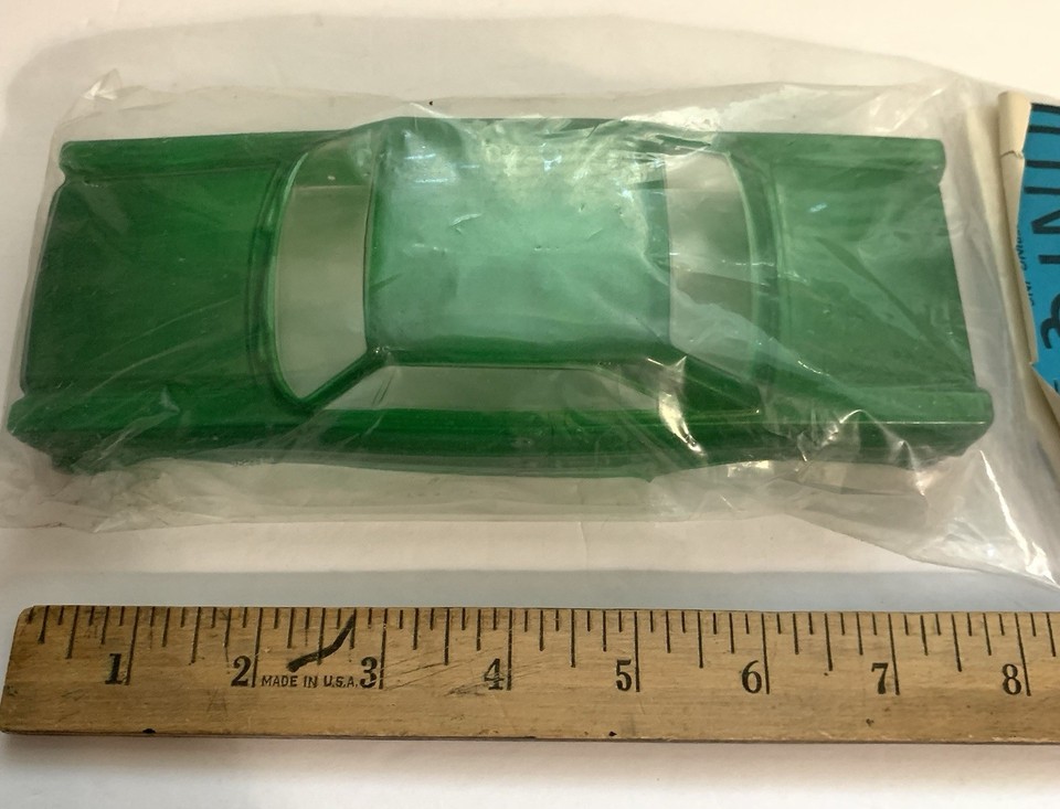 Unique Engineering Inc. Slot Car Body 65 Ford Galaxy | eBay