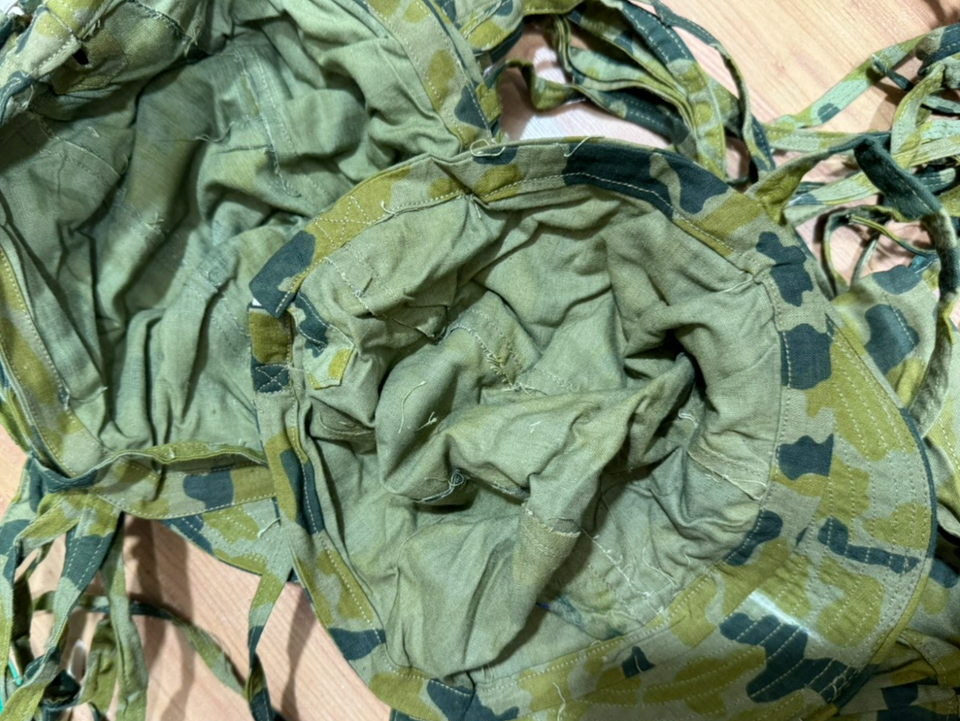 8 plus 2 , Original North Vietnamese Sapper Caps , hat , cap , Vietnam ...