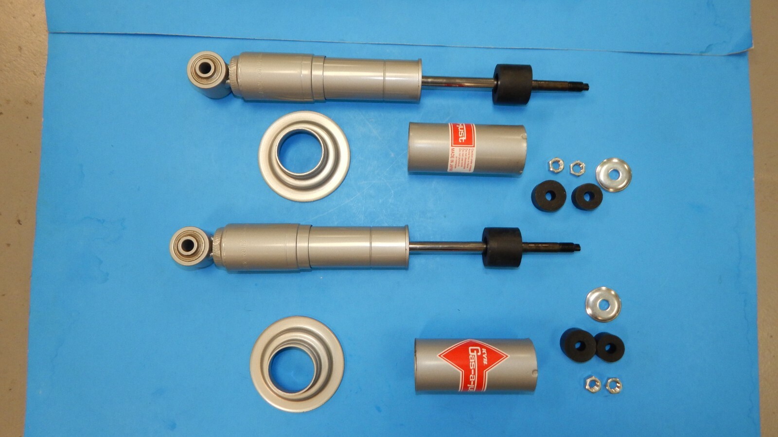 Set of 4 Front & Rear Shock Absorbers Shocks Triumph Spitfire ...