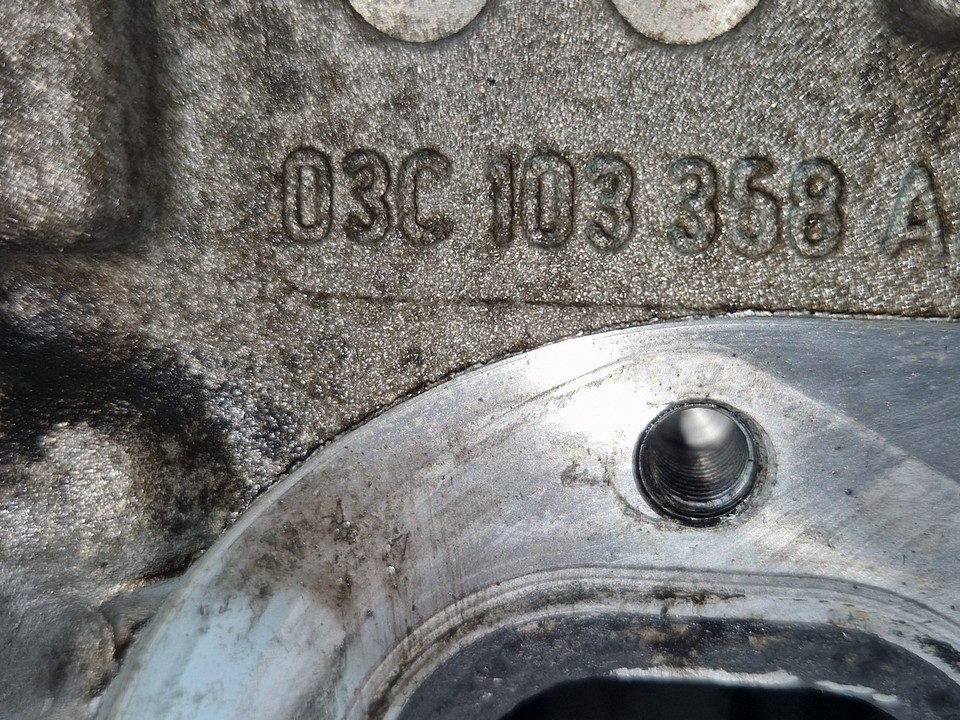 Cylinder head cylinder head engine 03C103358AB 1.4 gasoline VW TOURAN ...