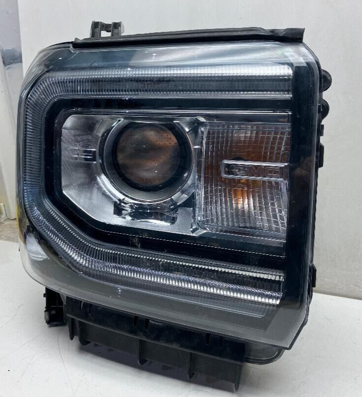 2017 GMC Sierra 1500 Right Headlamp HID OPT T4f 84046791 Passenger ...