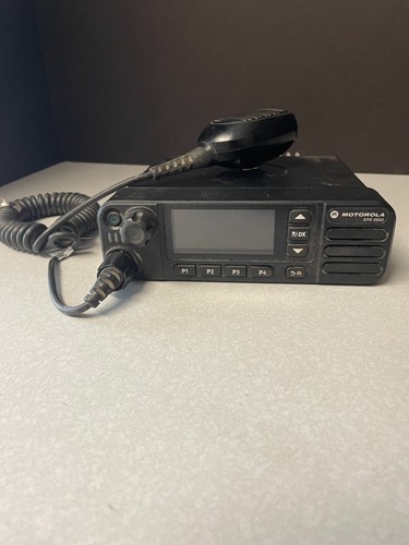 Motorola XPR5550 UHF M28QPN9KA1AN 403-470MHz 20-48watts | eBay